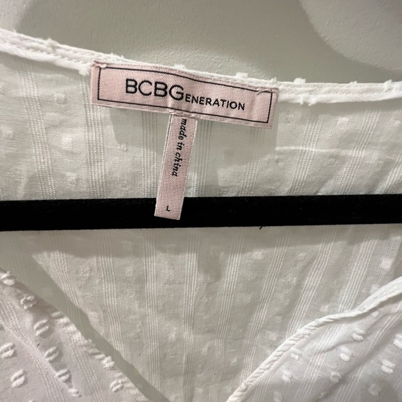 BCBGeneration | Tops | Bcbg Generation White Spotted Top | Poshmark